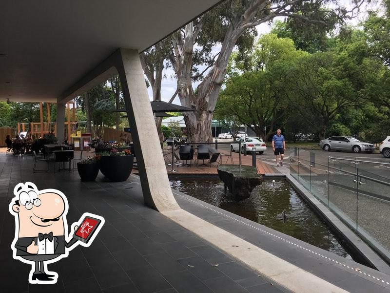 Springvale Botanical Cemetery in Springvale - Restaurant reviews