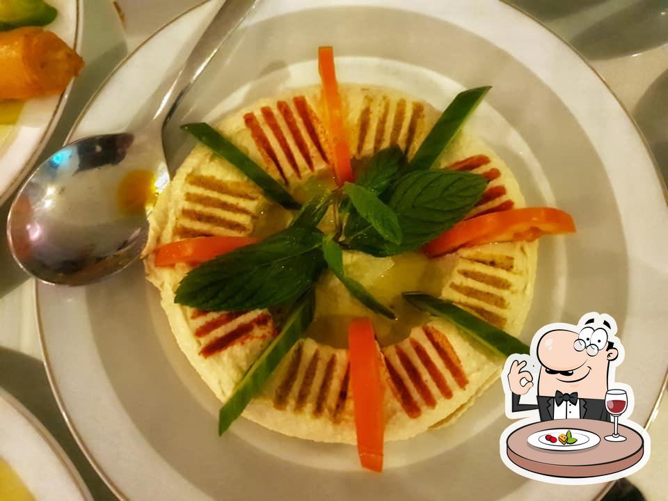 Mezza Maison lebanese cuisine restaurant, Tunis, W7GH+HCX - Restaurant ...