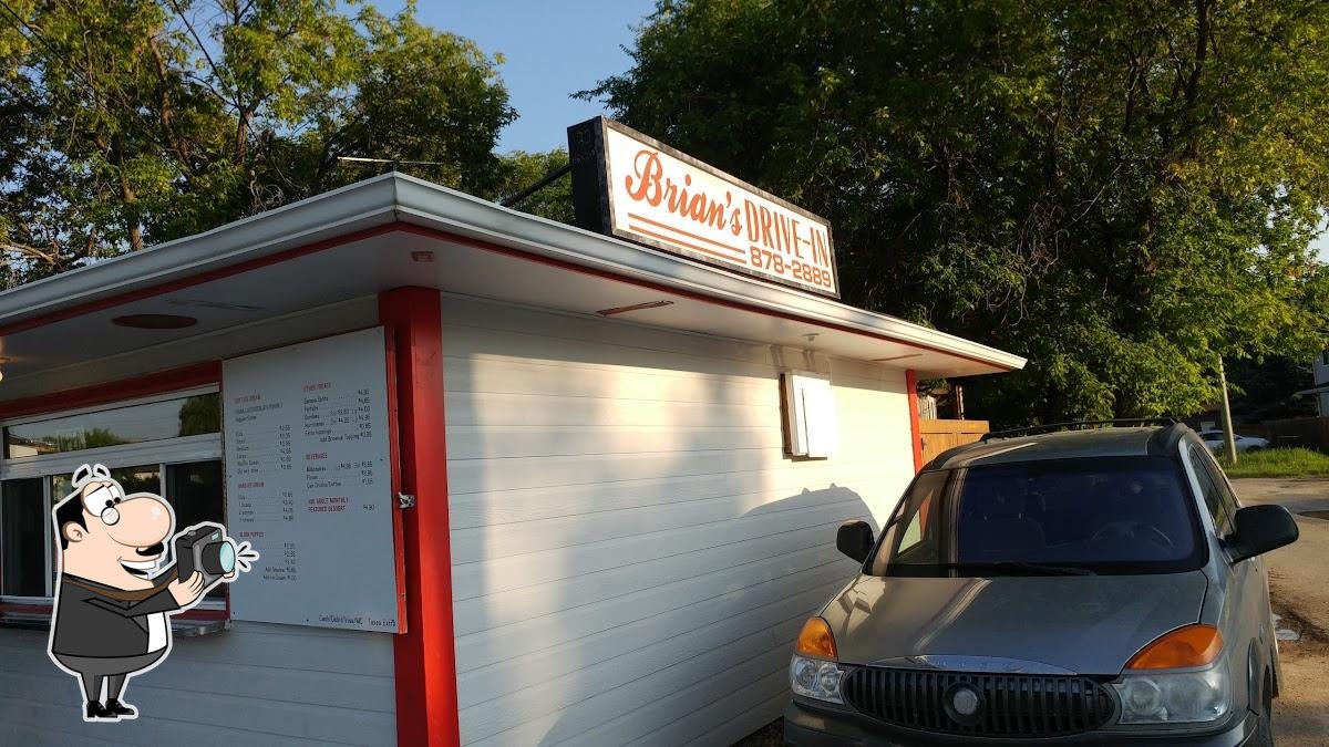 Brian's Drive-In, 1220 Dawson Rd in Lorette - Restaurant menu and reviews