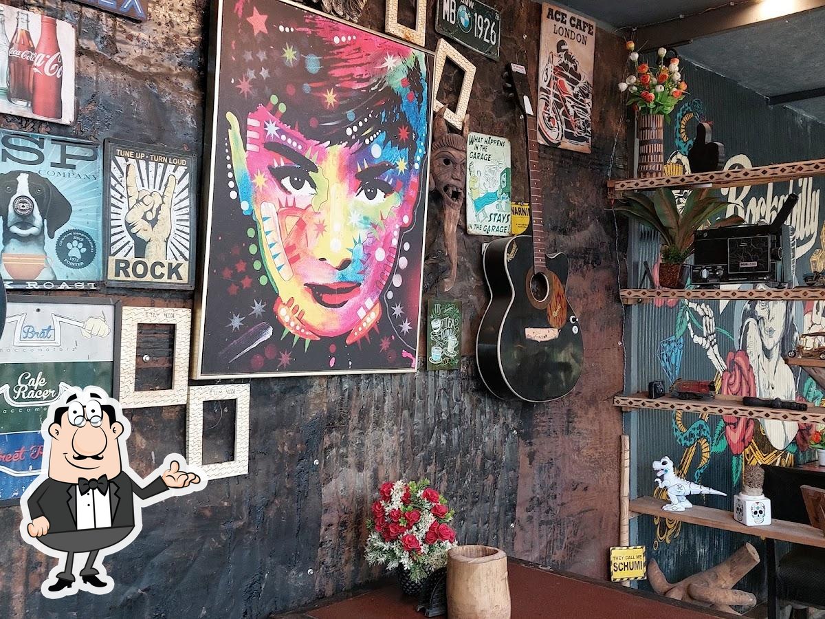 Throttle Shrottle Moto Cafe, Kolkata - Restaurant menu and reviews