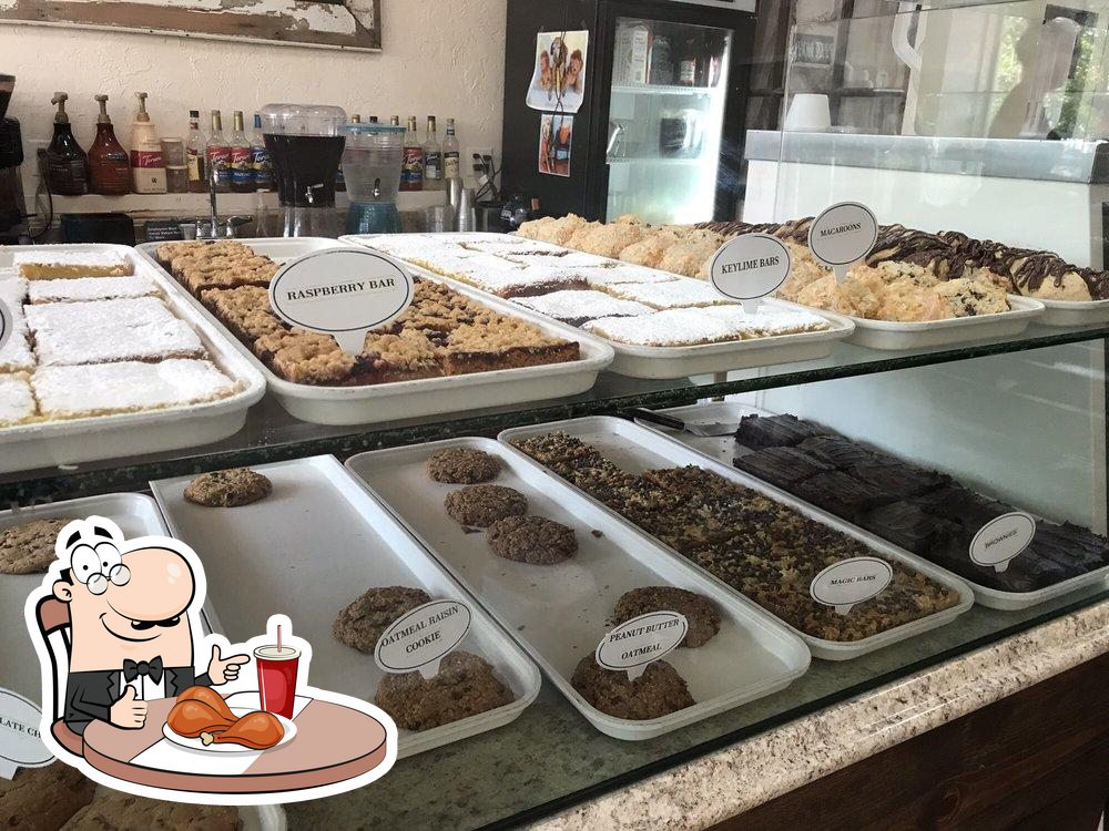 Upper Crust Cafe & Bakery in Venice - Restaurant menu and reviews