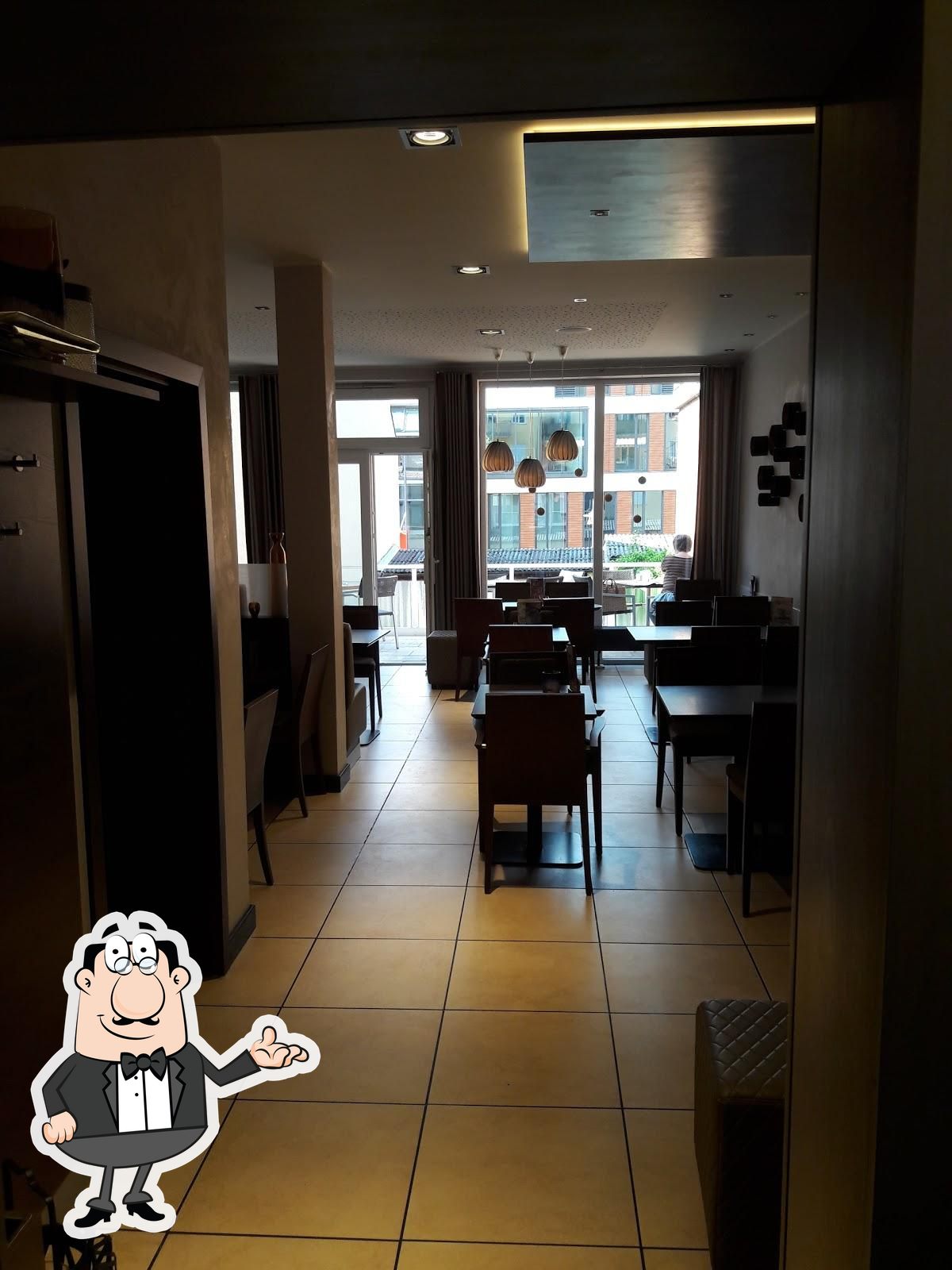 Pfister Backhaus cafe, Donauworth, Reichsstraße 35 - Restaurant reviews