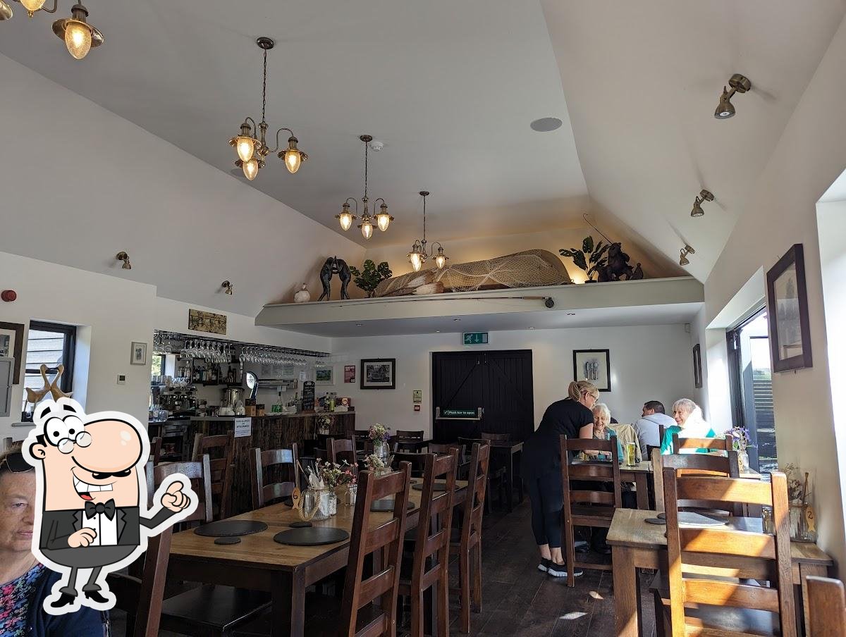 The Lakes at Stambridge, Rochford - Restaurant menu, prices and reviews