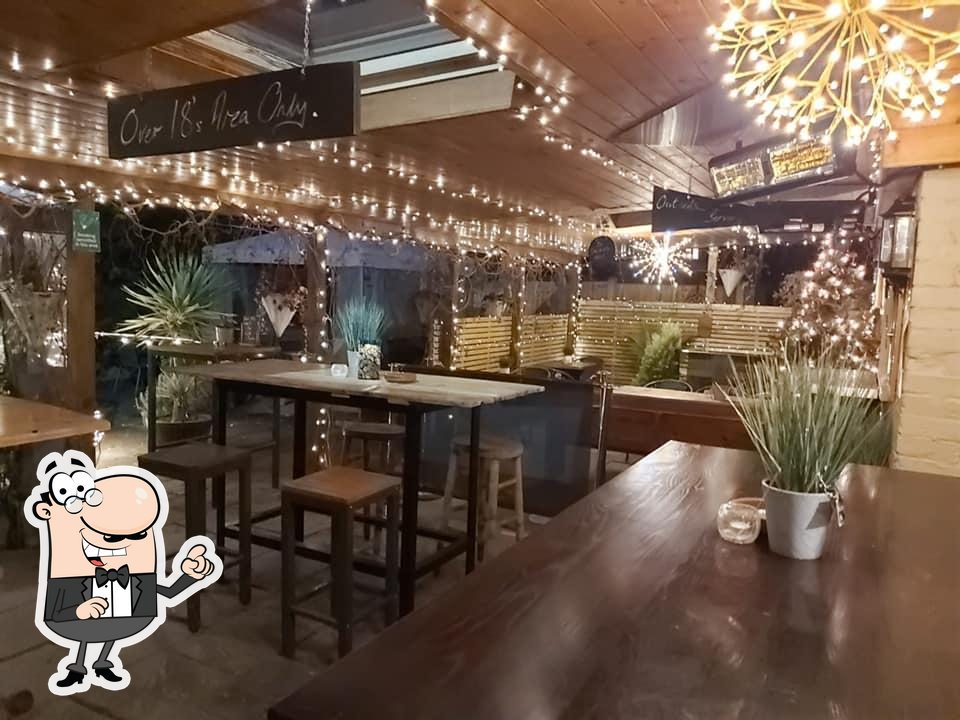 Royal Oak, 74 Main Rd in Long Bennington - Restaurant reviews