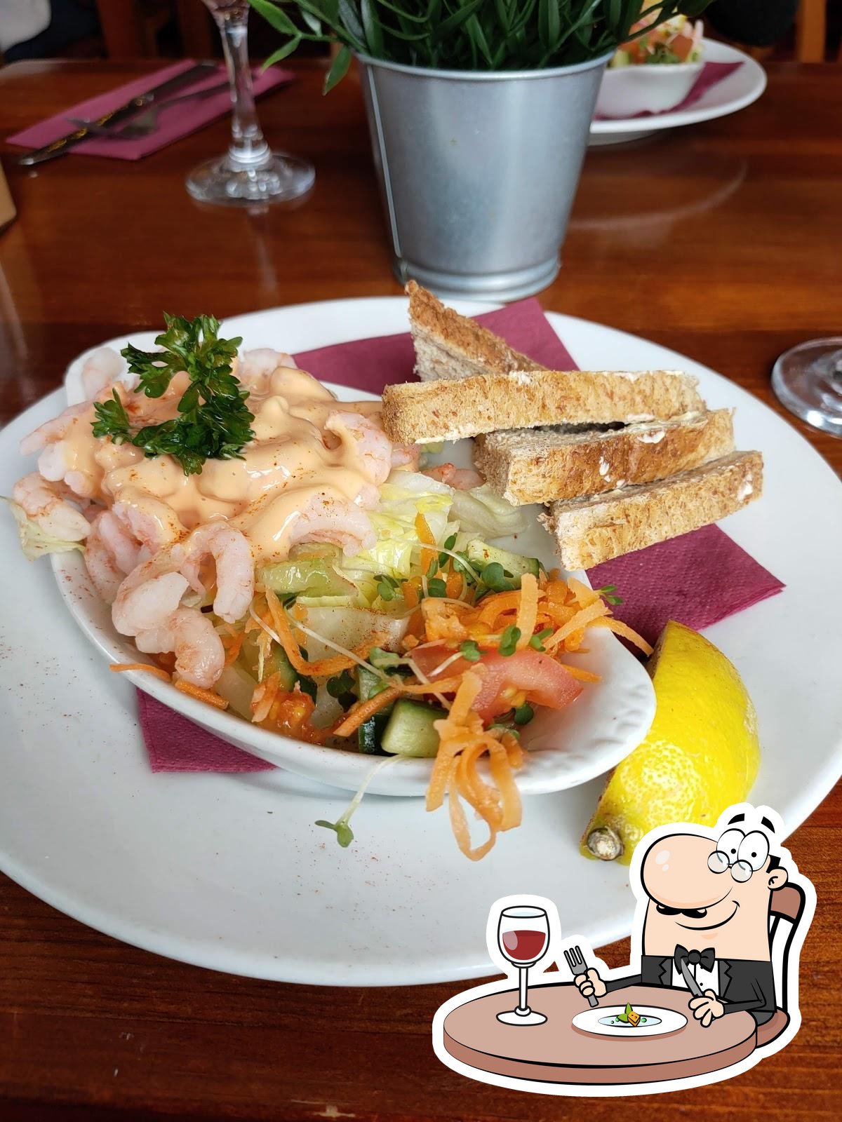 Willow Tree Inn in Nottingham - Restaurant menu and reviews