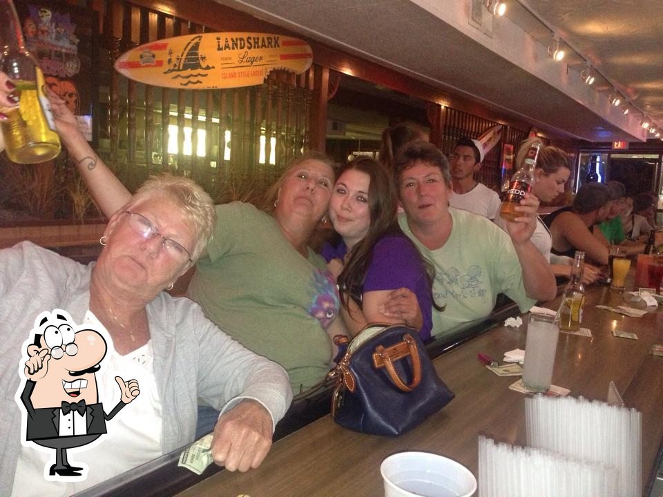 Inlet Bar and Grill, 804 S Atlantic Ave in Ocean City - Restaurant reviews