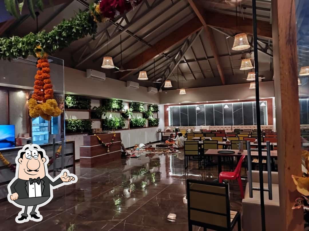 Hotel Sugran Family Garden, Mangalwedha - Restaurant reviews
