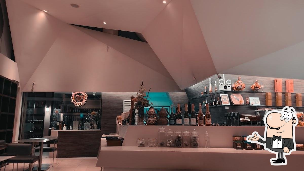 The Tinder Box pub & bar, Cebu City - Restaurant menu and reviews
