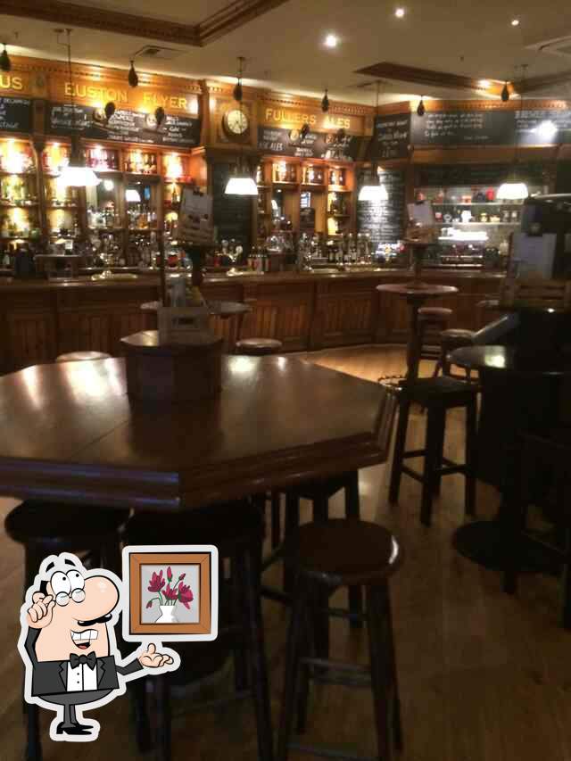 The Euston Flyer, Euston Road, London - Restaurant menu, prices and reviews