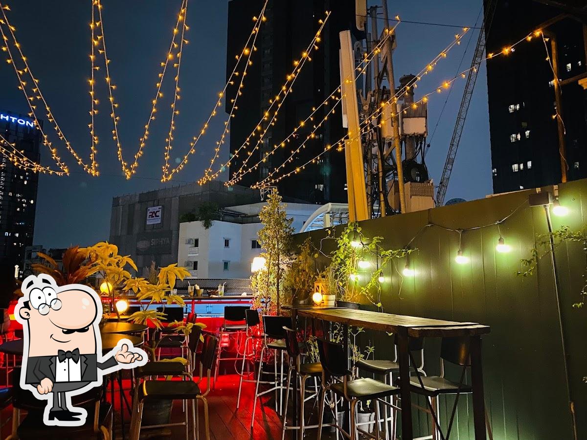 Tt Rooftop Bar, Bangkok - Restaurant menu, prices and reviews