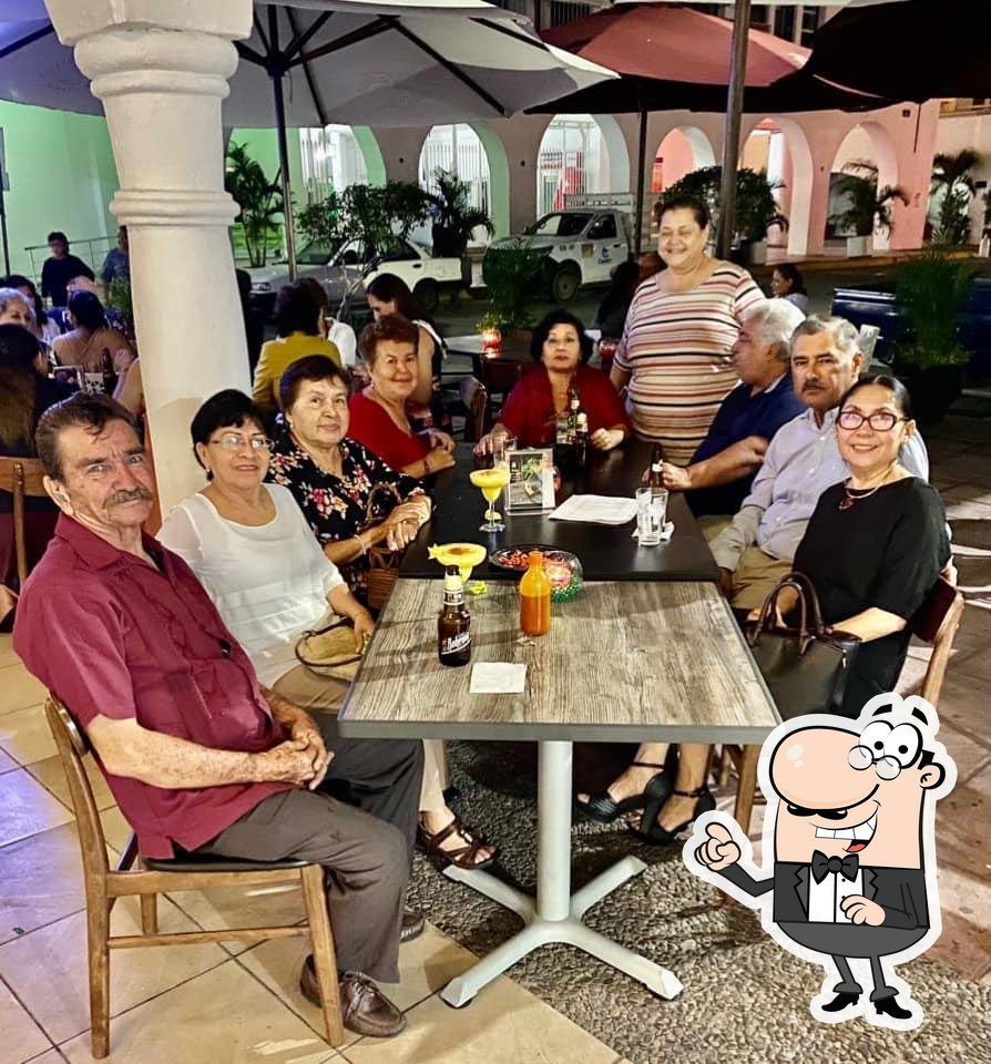 Bar Social 1952, Manzanillo - Restaurant reviews