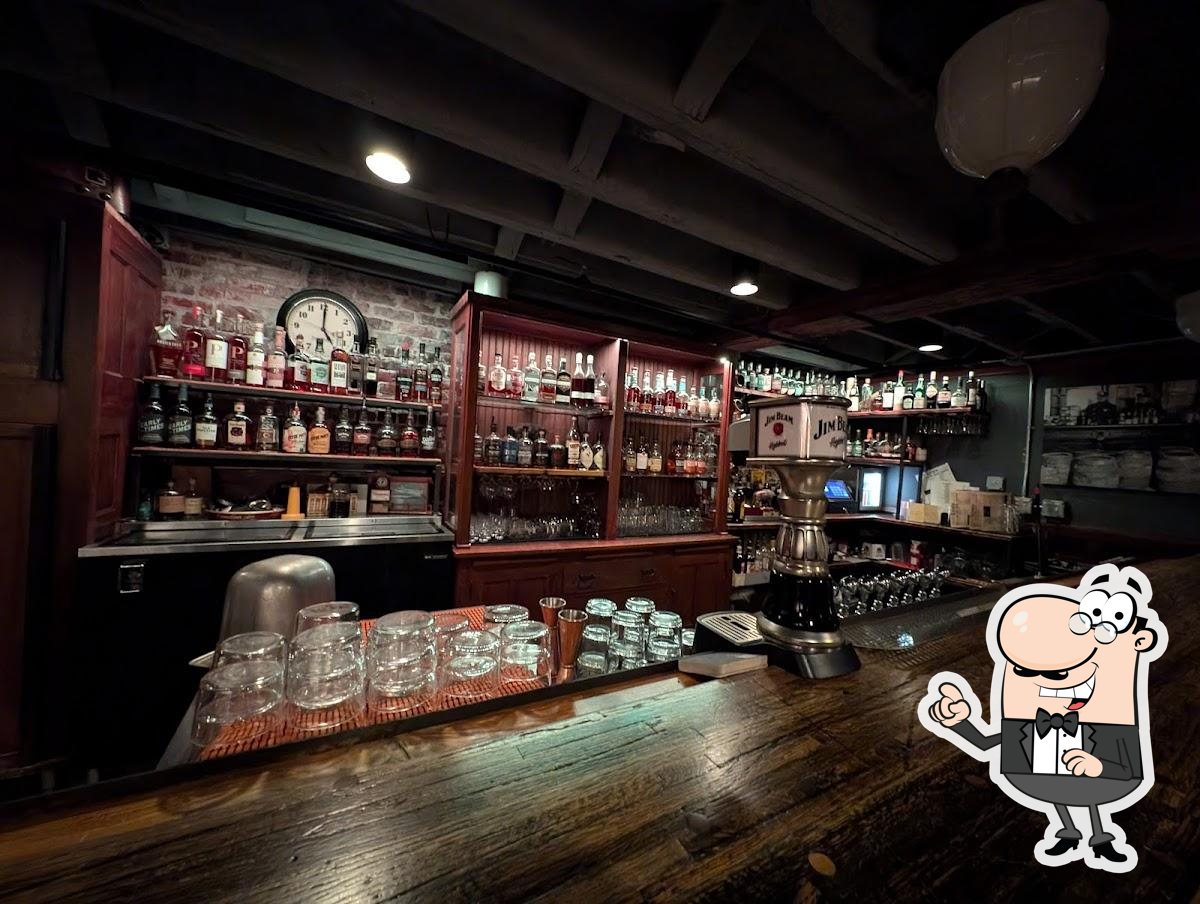 The Iowa Taproom, Des Moines - Restaurant menu, prices and reviews