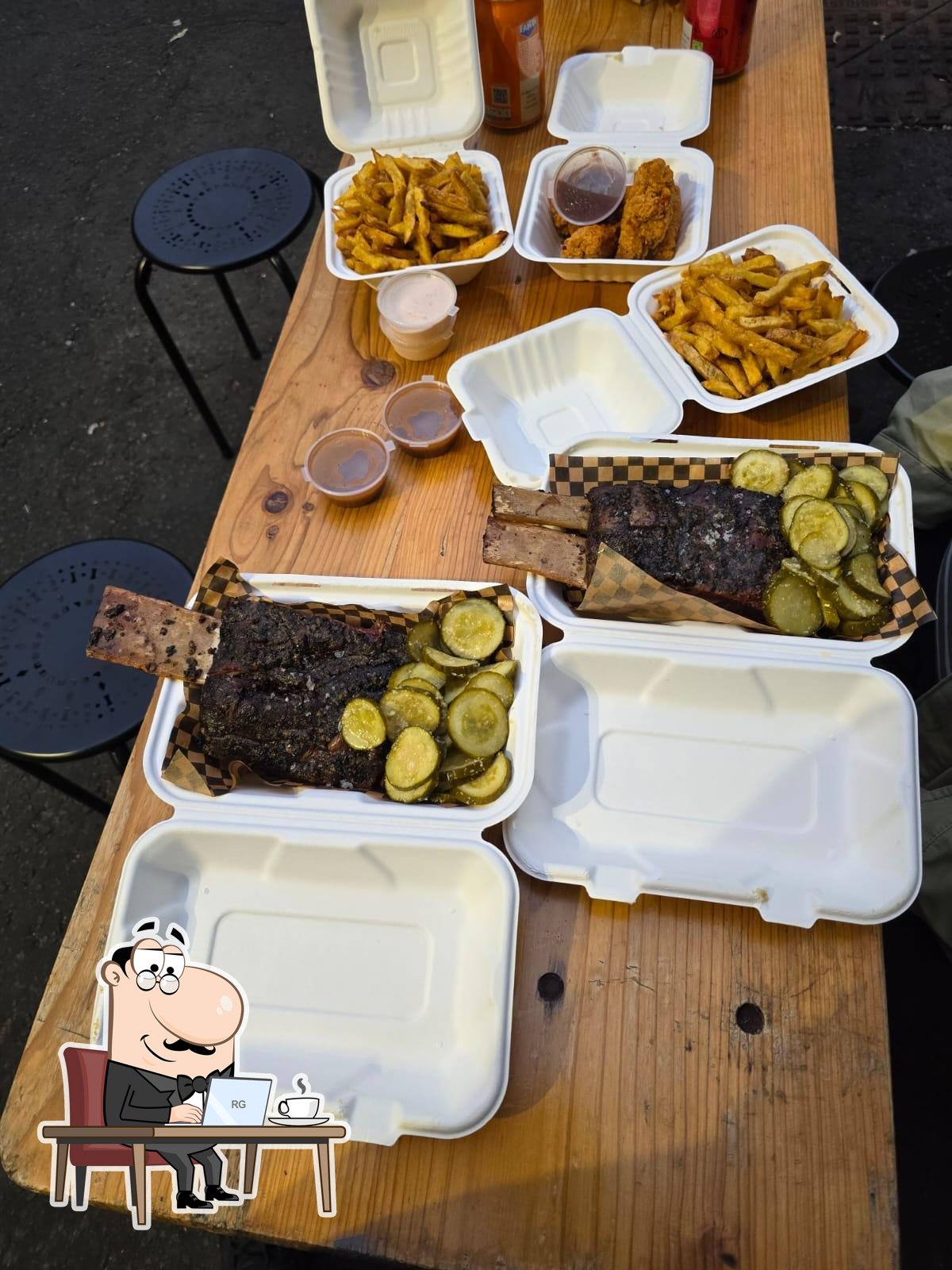 Holy Smokes BBQ London, London - Restaurant menu, prices and reviews