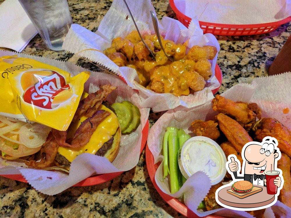 Hideaway Bar in Orlando - Restaurant menu and reviews