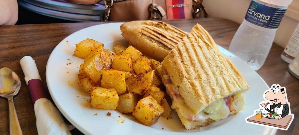 Cafe Reyes in Worcester - Restaurant menu and reviews