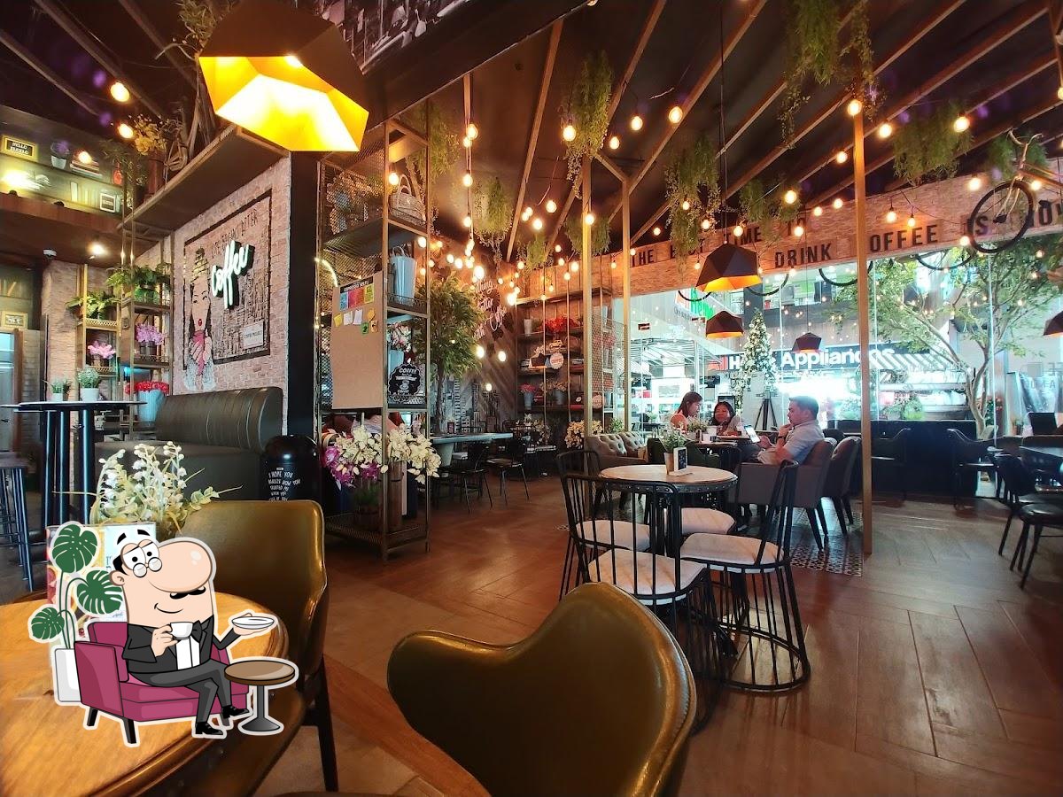 Rhianne Eatery pub & bar, Iloilo City
