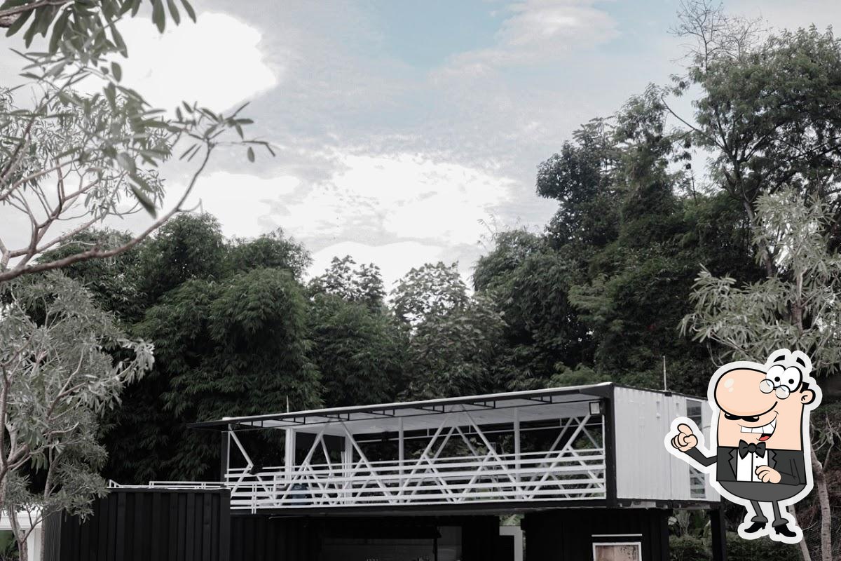 Daily Escape Cafe & Saung Pangaisan, Batujajar - Restaurant reviews