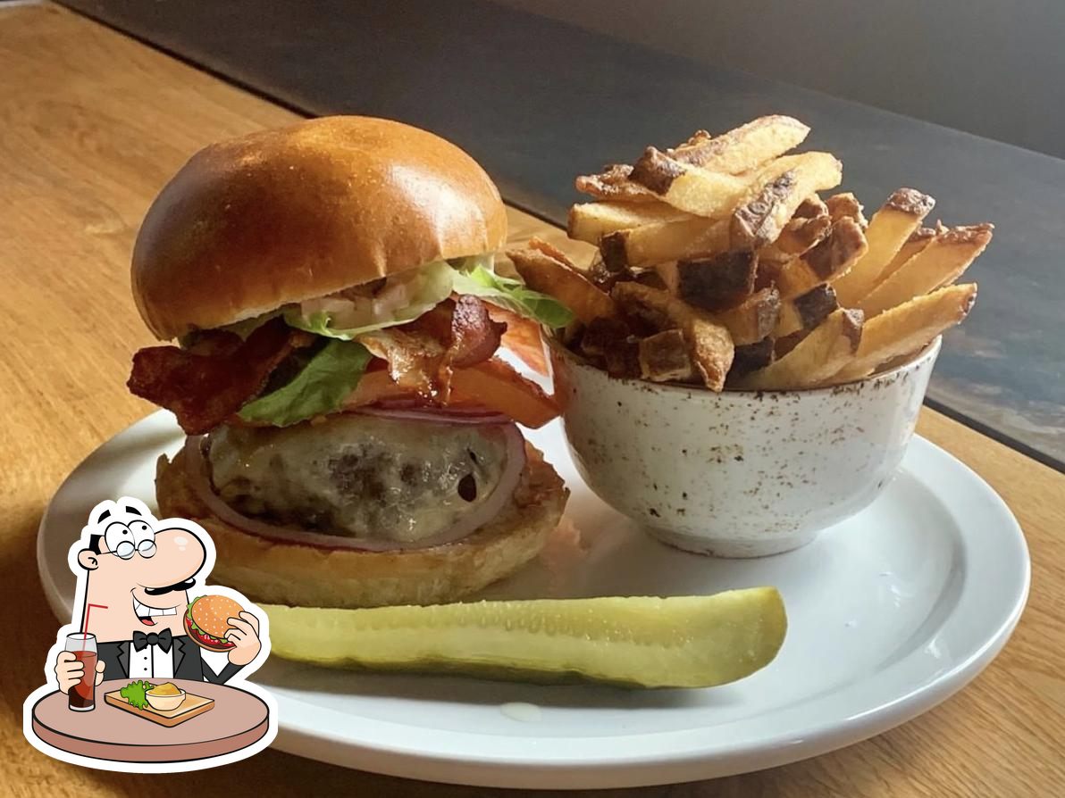 Ridge Rock Brewing Company in Ottawa - Restaurant menu and reviews