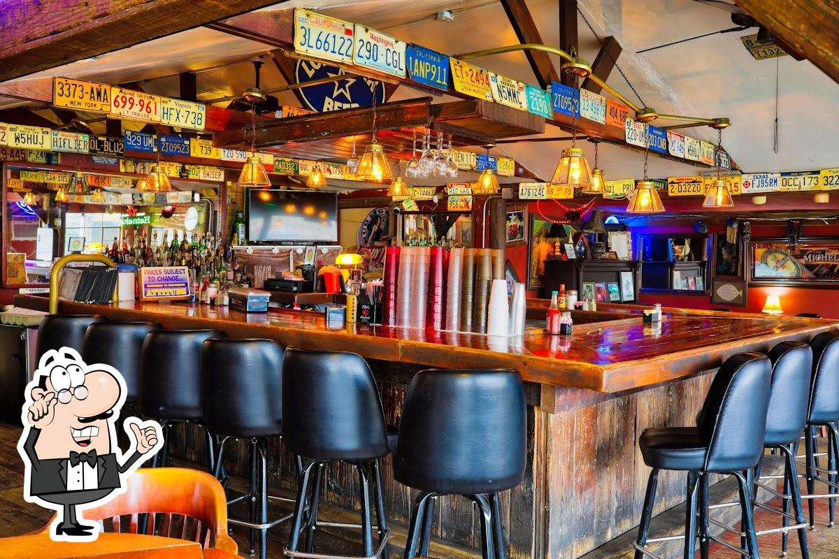 Gilhooley's Restaurant and Oyster Bar 18+ in San Leon - Restaurant menu ...