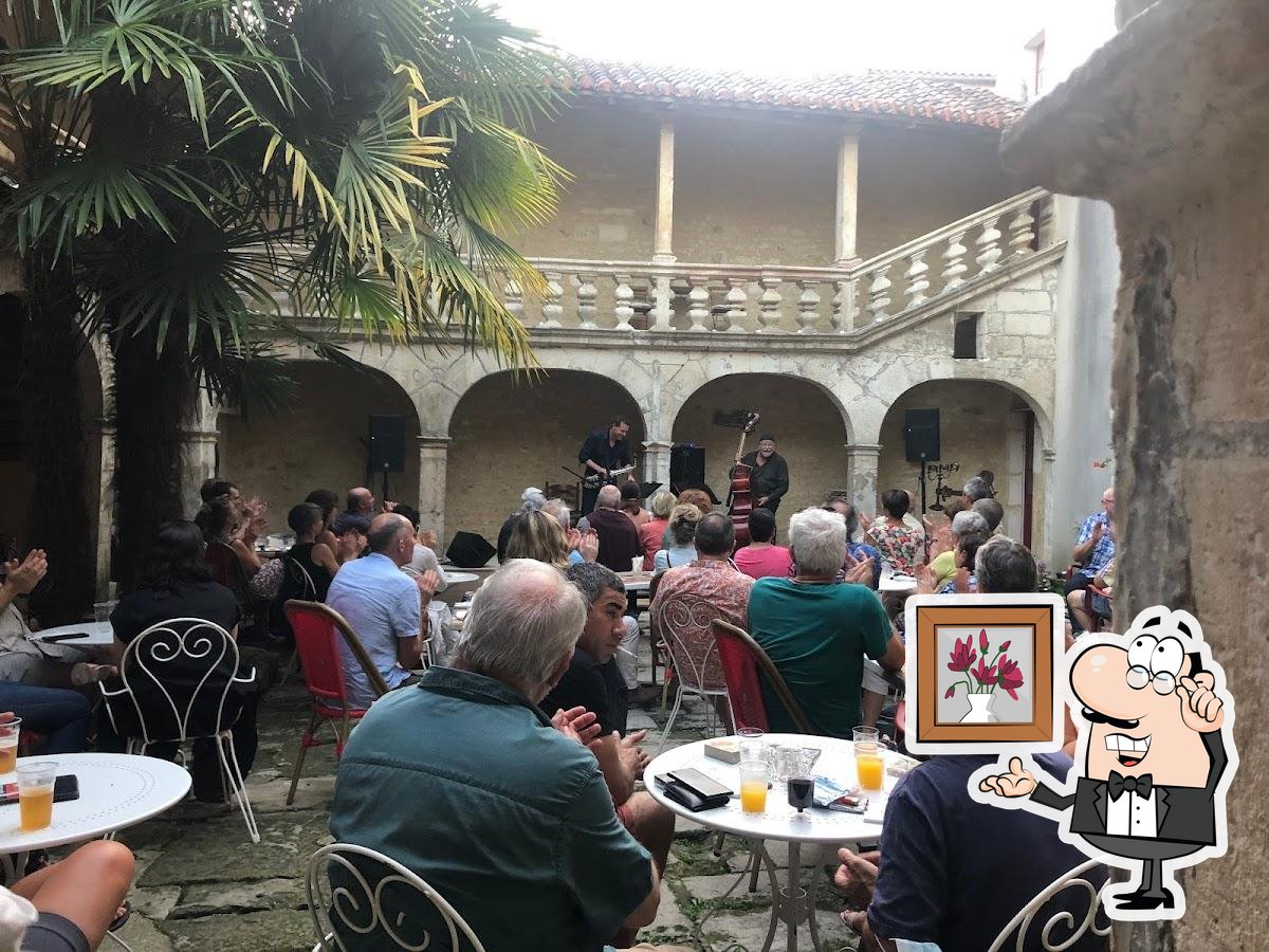 Le Patio de La Roche restaurant, Francia - Restaurant reviews
