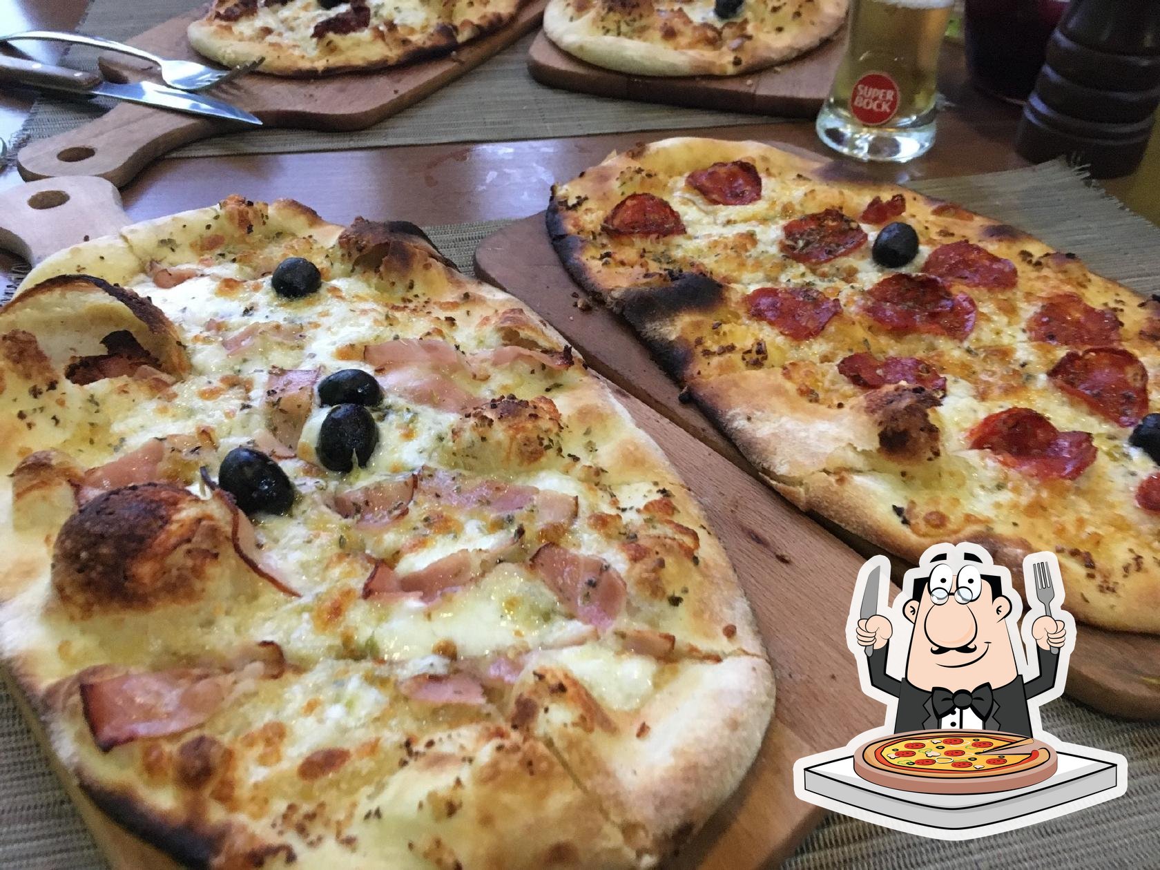 Pizza Do Francês restaurant, Lagos, R. Prof. Joaquim Alberto Taquelim 9 ...