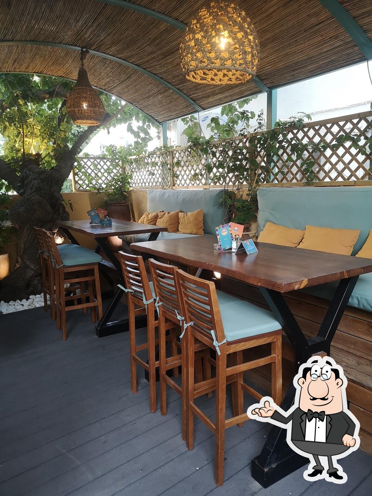 Ubuntu Lounge bar, Skiathos - Restaurant reviews