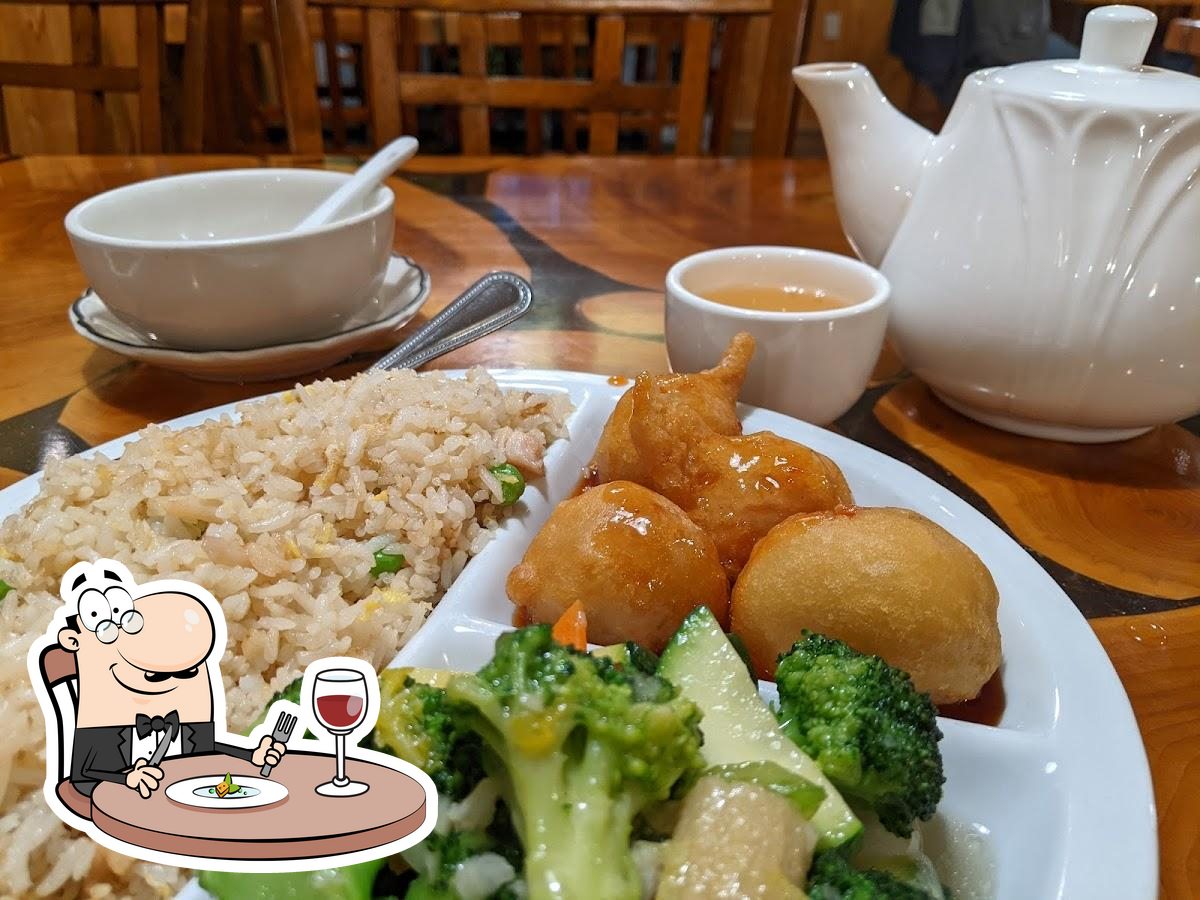 Famous Chinese Restaurant in Canmore - Restaurant menu and reviews