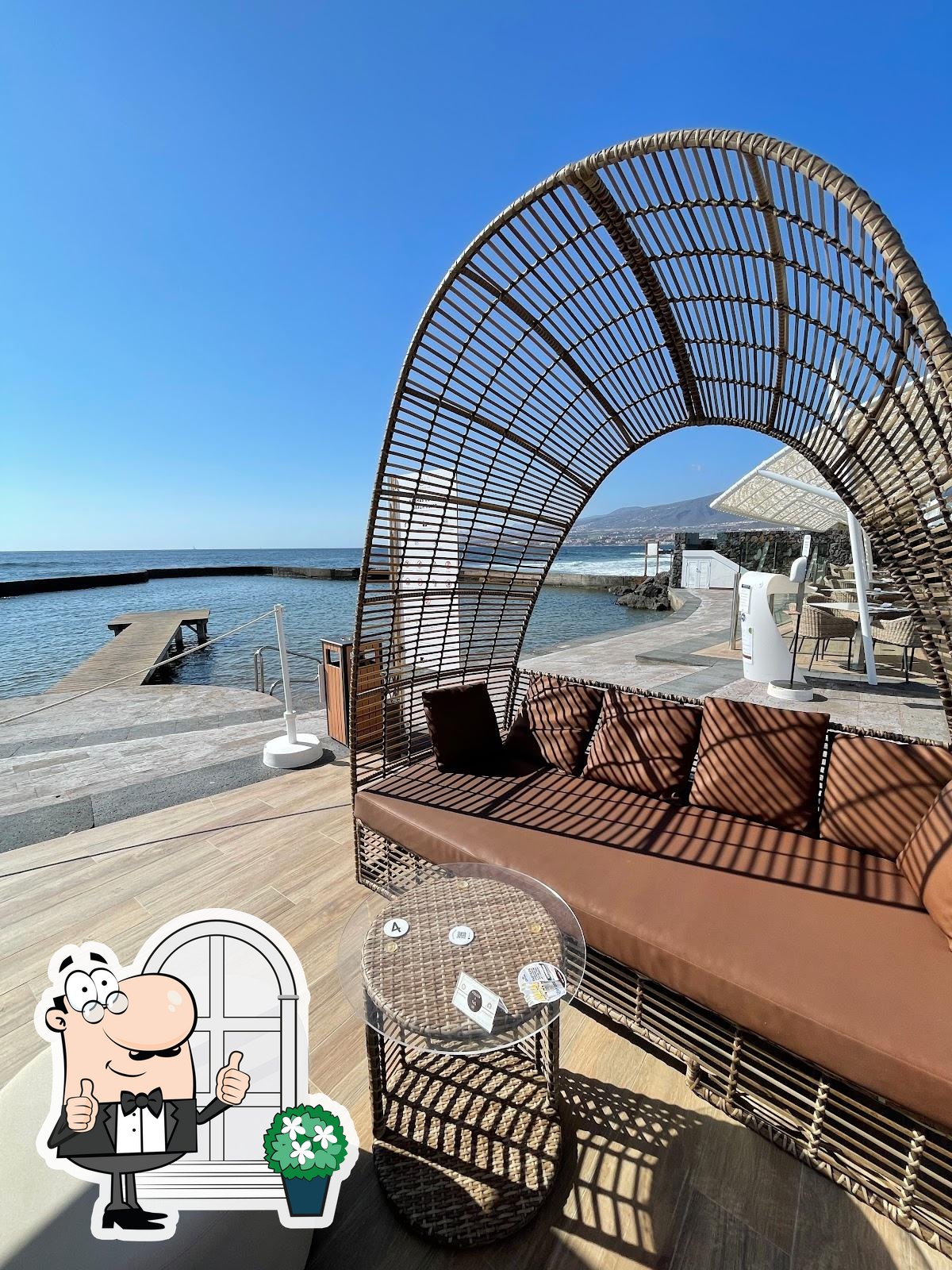 Oa Beach Club, Playa de la Américas - Carta del restaurante y opiniones