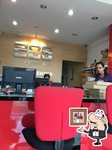 ECS Service Center pub & bar, Rayong