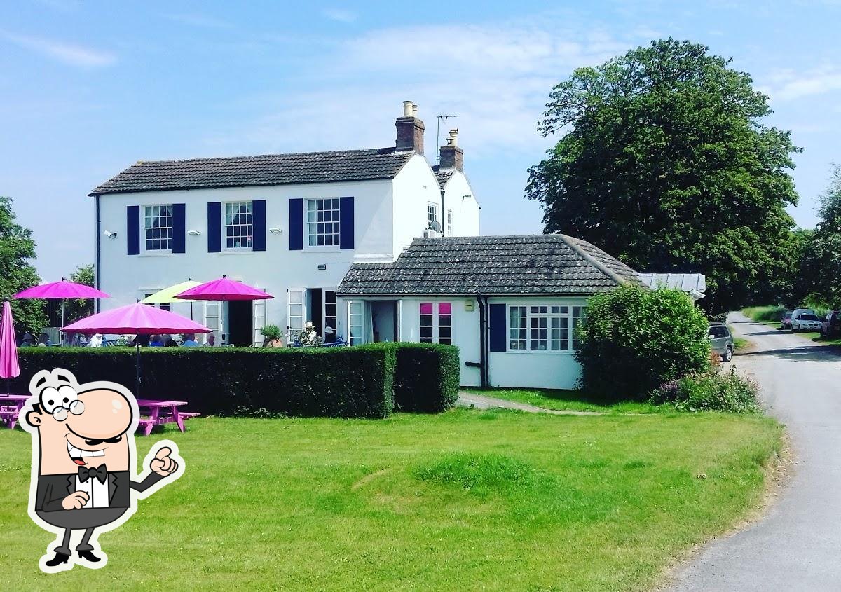 The Old Passage Inn, Arlingham - Restaurant menu, prices and reviews