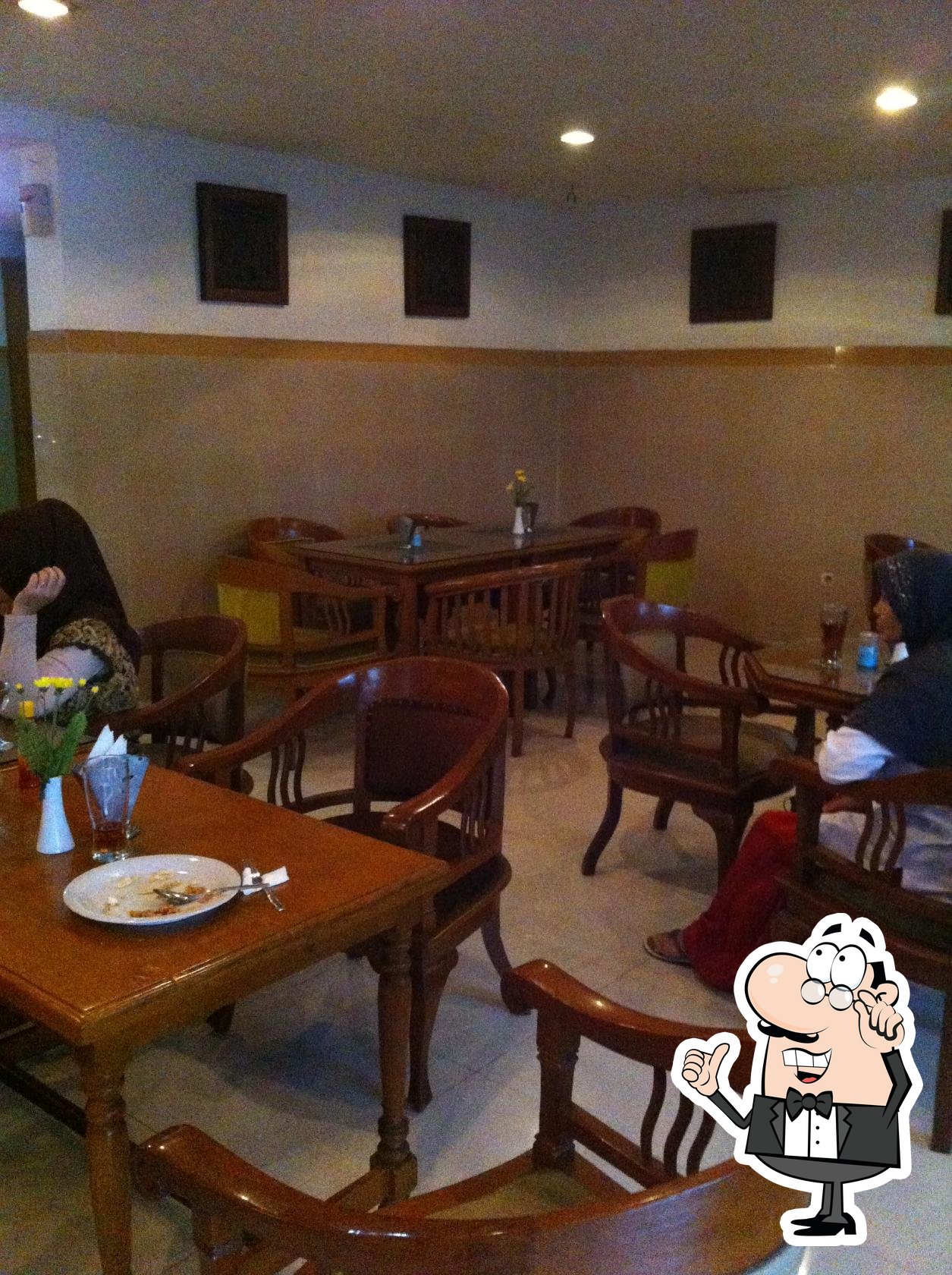 Restaurant Ciburial - Hotel Ririn, Bogor - Restaurant menu and reviews
