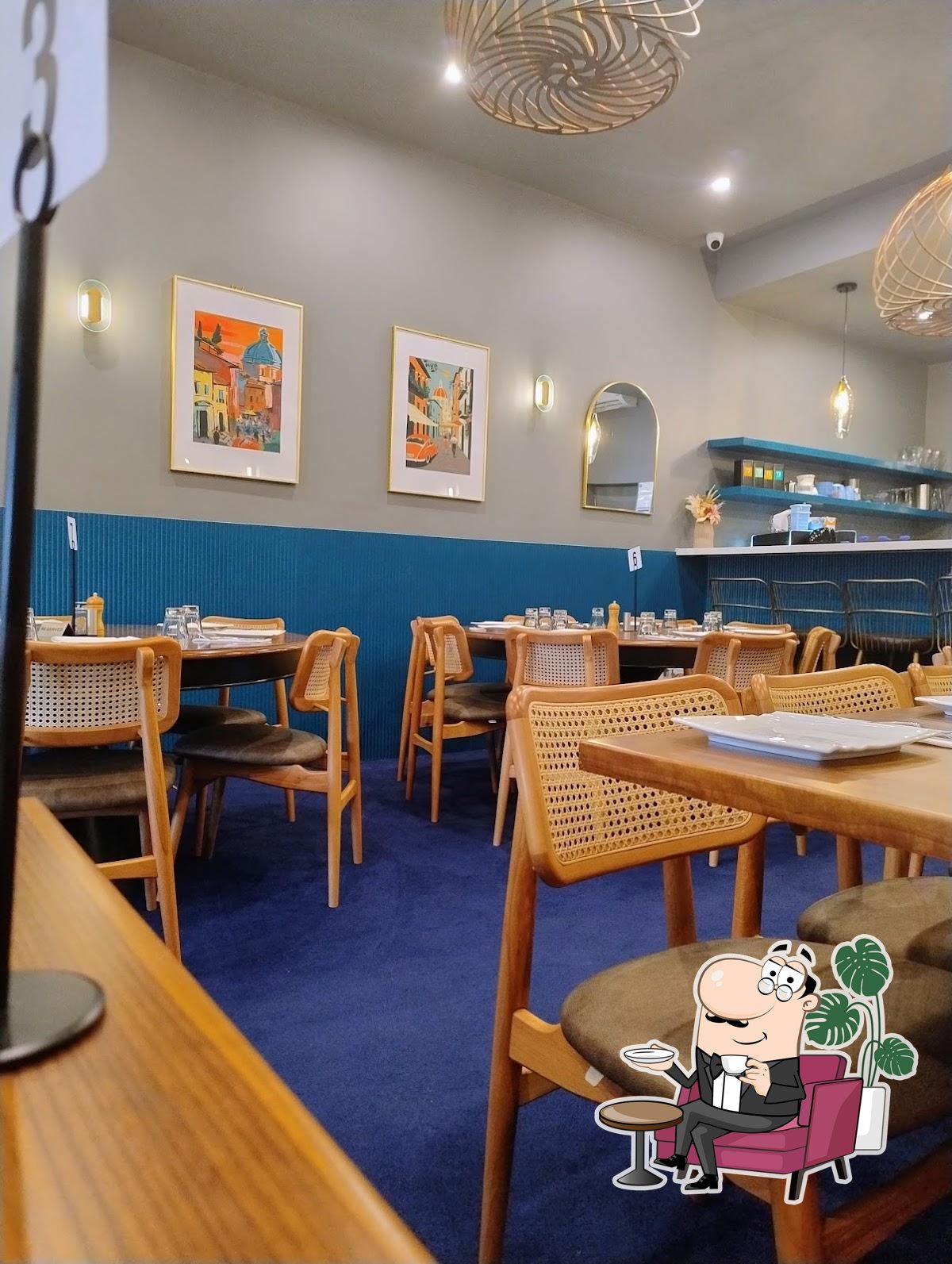 Rowanos Seville, Seville - Restaurant menu, prices and reviews