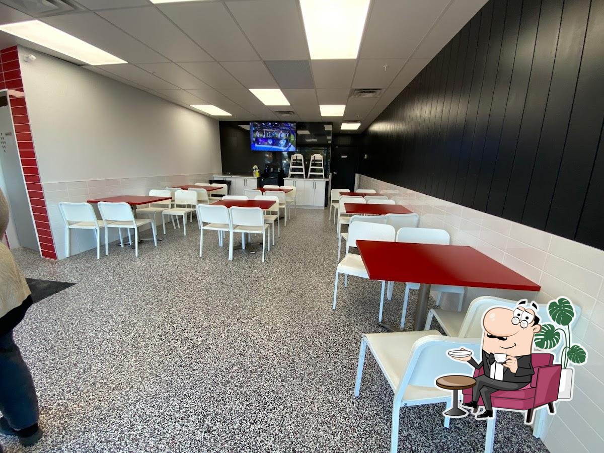 Ralphs Fried Chicken, Edmonton - Restaurant menu, prices and reviews