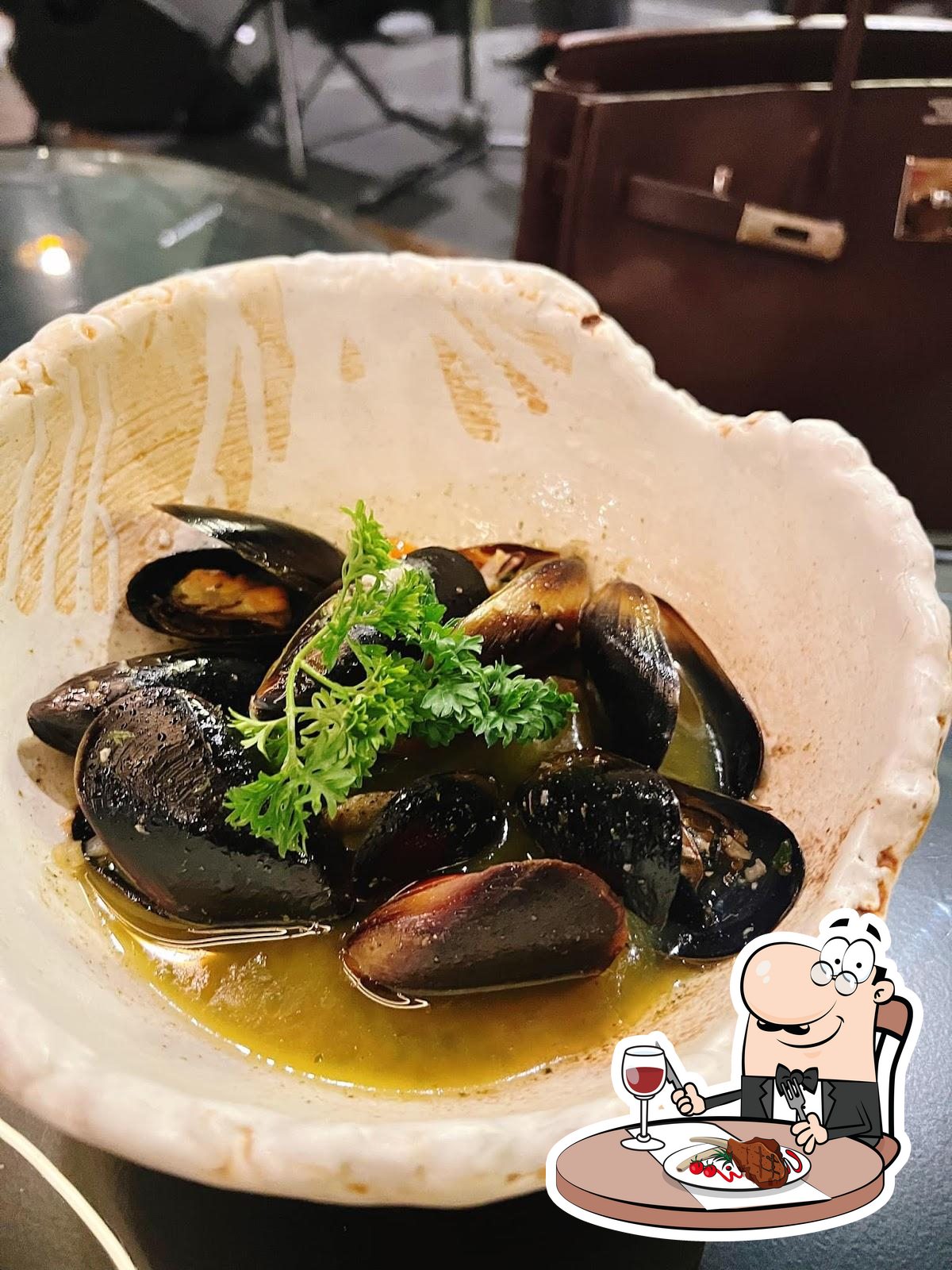 Osca & Blanco Bar and Restaurant, Bangkok - Restaurant menu and reviews