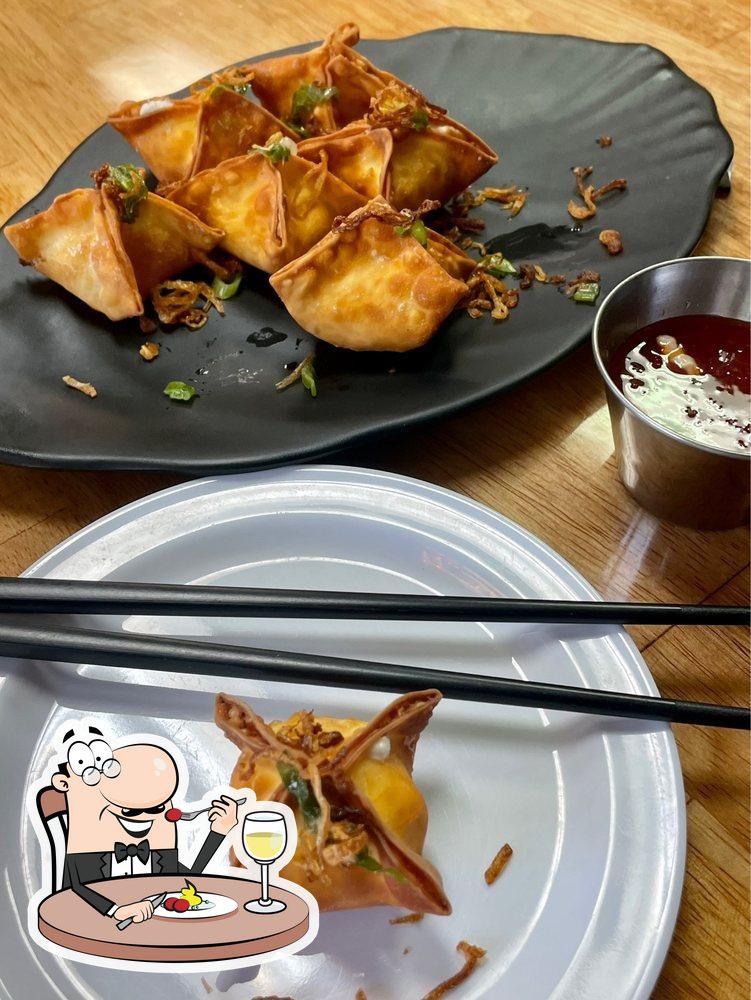 Mama Hue in Vero Beach - Restaurant menu and reviews