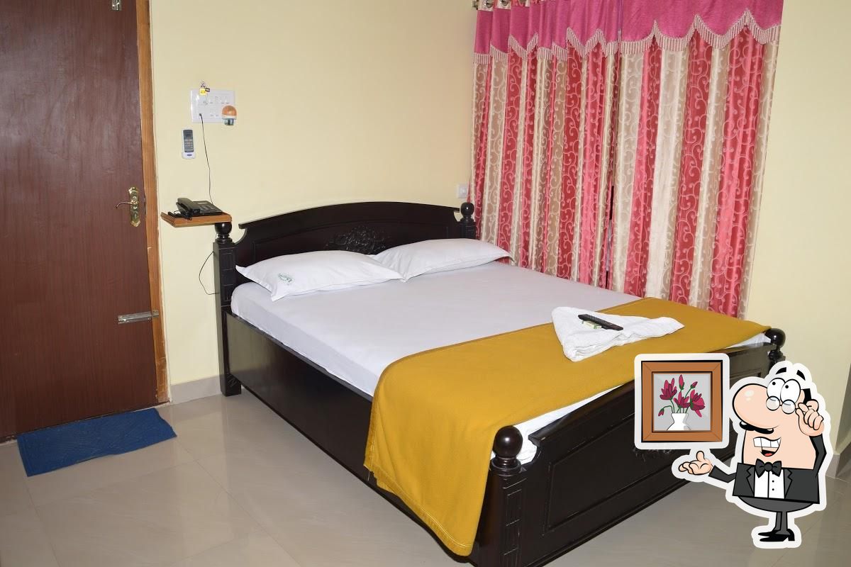 Hotel Aditya Grand, Kandukur, Pamuru Rd - Restaurant reviews