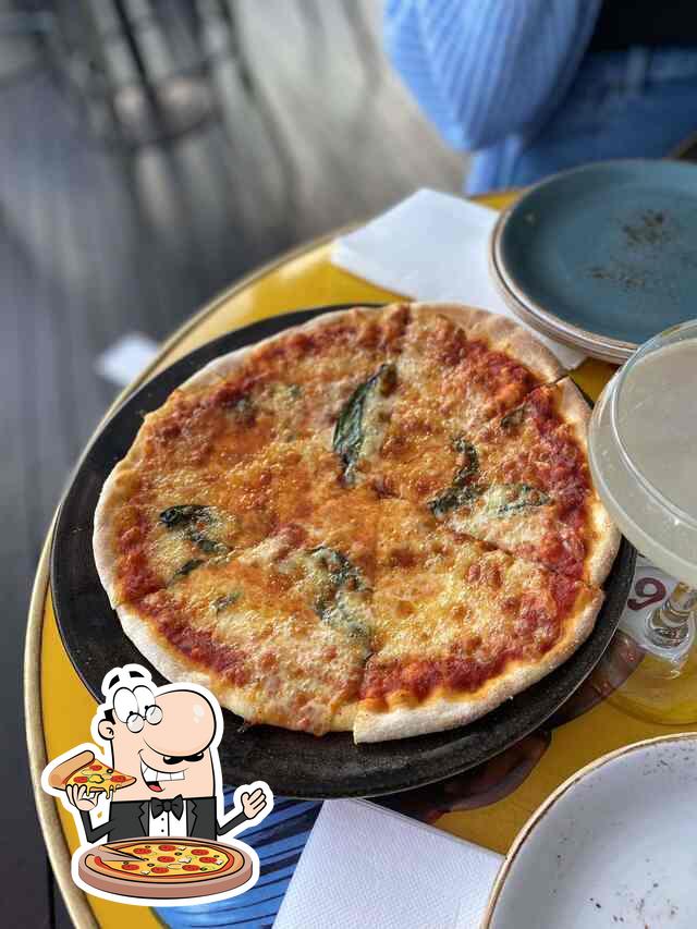 Transit Rooftop Bar in Melbourne - Restaurant menu and reviews