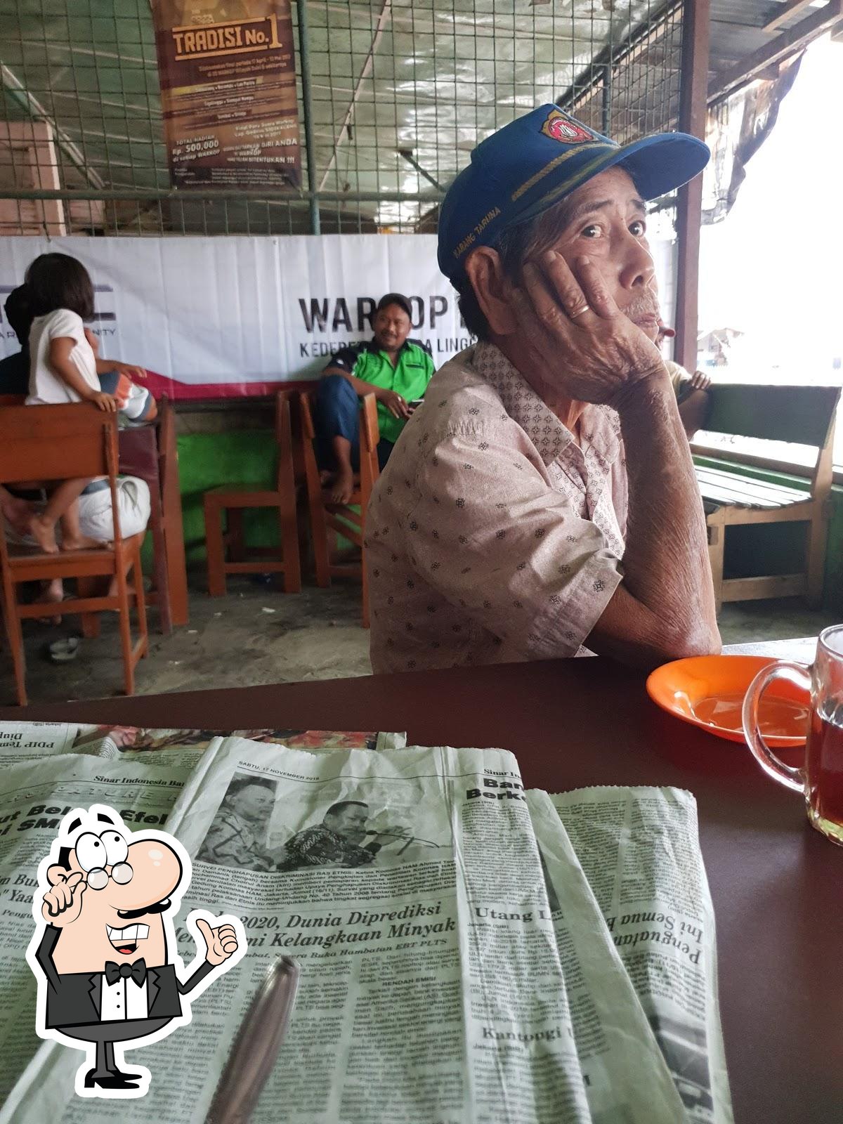 Cafe Warkop E Tarigan, Tigalingga, V6VH+X47 - Restaurant reviews