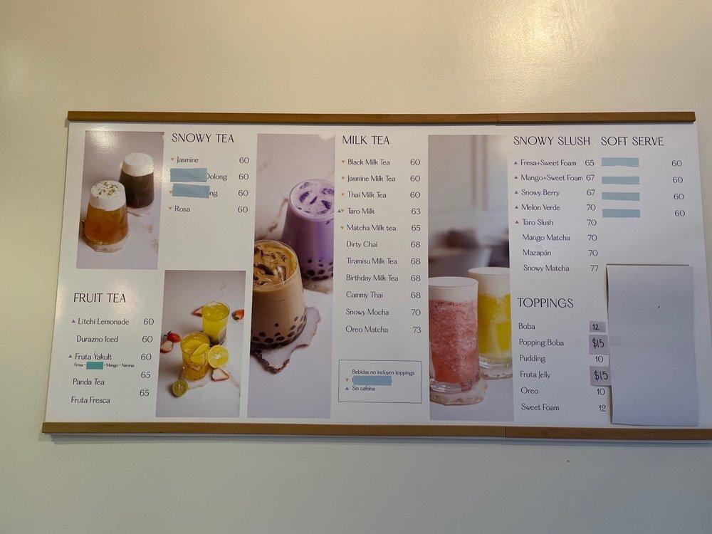 Menu at Snowy Tea desserts, Tijuana