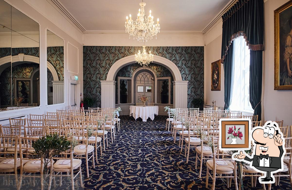 The Bear Hotel, Cowbridge - Restaurant menu, prices and reviews