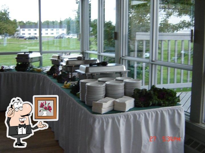 Mingler's in Oromocto - Restaurant menu and reviews