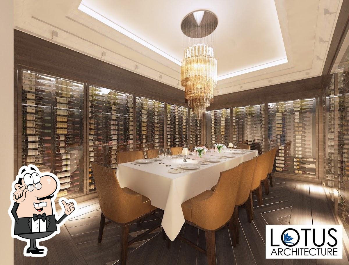 Sails Restaurant, Naples - Restaurant menu, prices and reviews