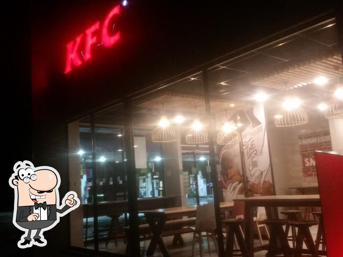 KFC Ballito restaurant, Ballito, 9 Drive Inn Road ...