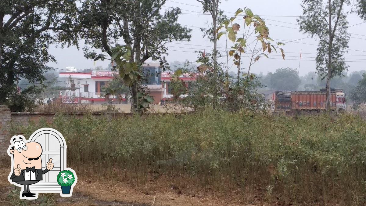 Highway break point restaurent and dhaba, Dalla - Restaurant reviews