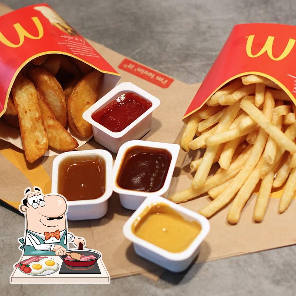 McDonald's fast food, Paris, 140 Avenue Des Champs Elysées - Menu du ...