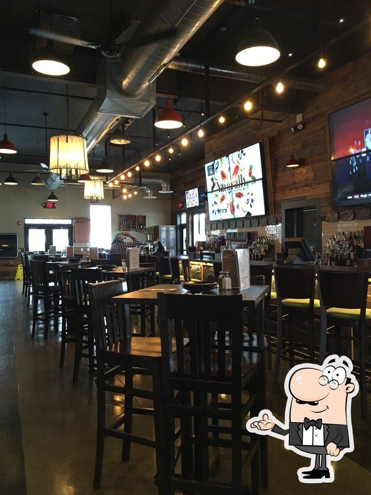 Junior's Bar and Grill, Troy - Restaurant menu, prices and reviews