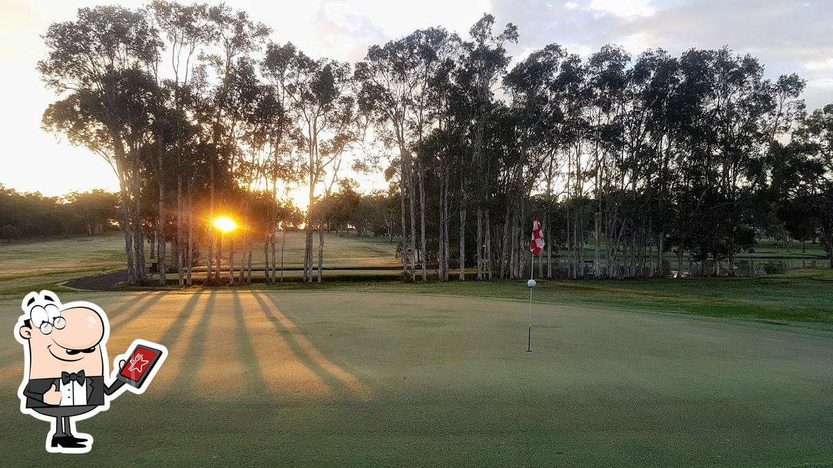 Tin Can Bay Country Club, 222 Gympie Rd in Tin Can Bay - Restaurant reviews