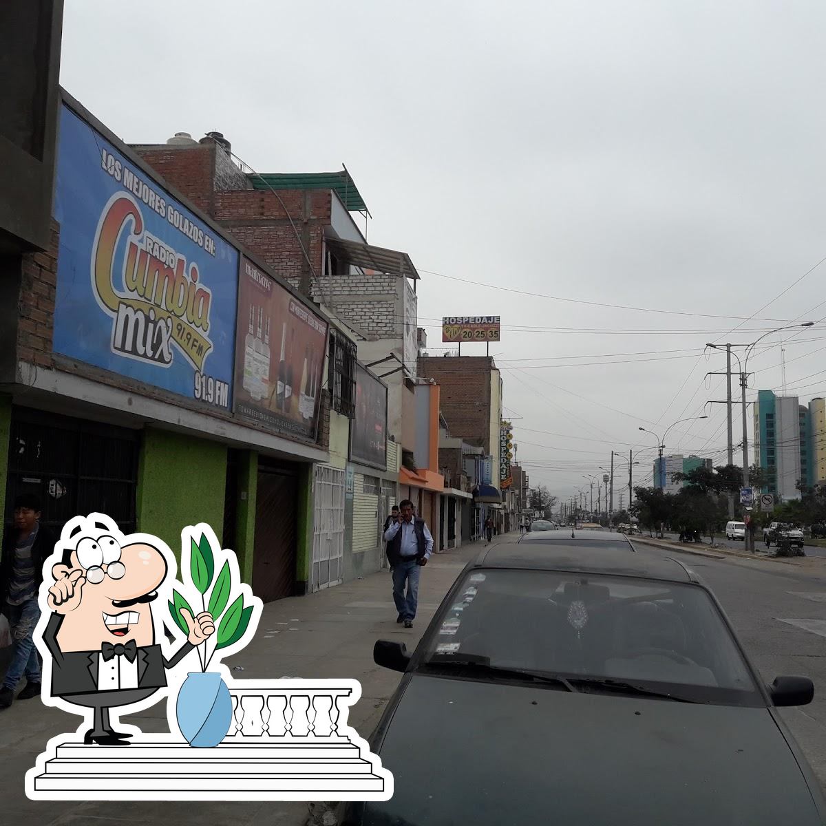 Dinorex Sabor Criollo restaurant, Lima, Av. Universitaria 1915