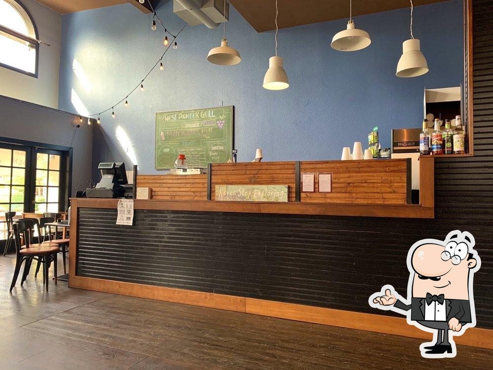 West Pioneer Grill in Puyallup - New American restaurant menu and reviews