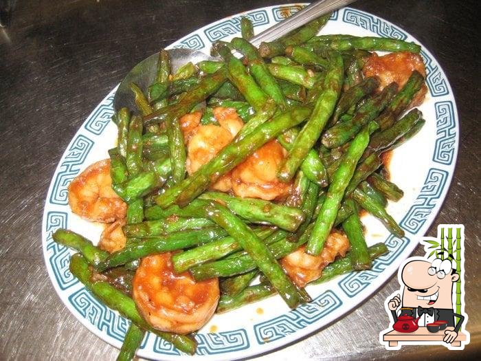 Treasure Dragon in Woodland - Restaurant menu and reviews
